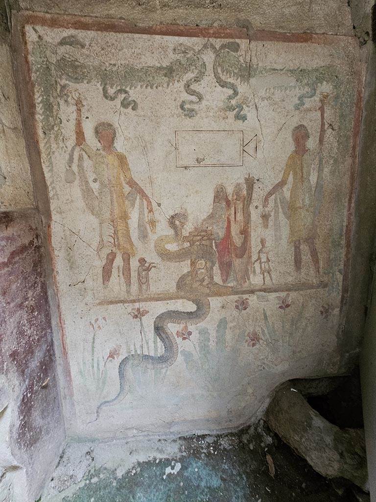 IX.13.1-3 Pompeii. May 2010. Room 21. Household Lararium. Lararium by ...